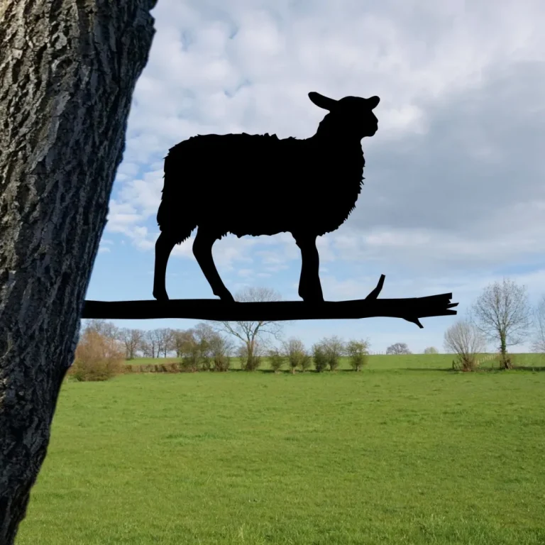 Sheep Tree Stake, Farmhouse Steel Art, Gift For Him | Nalaprint