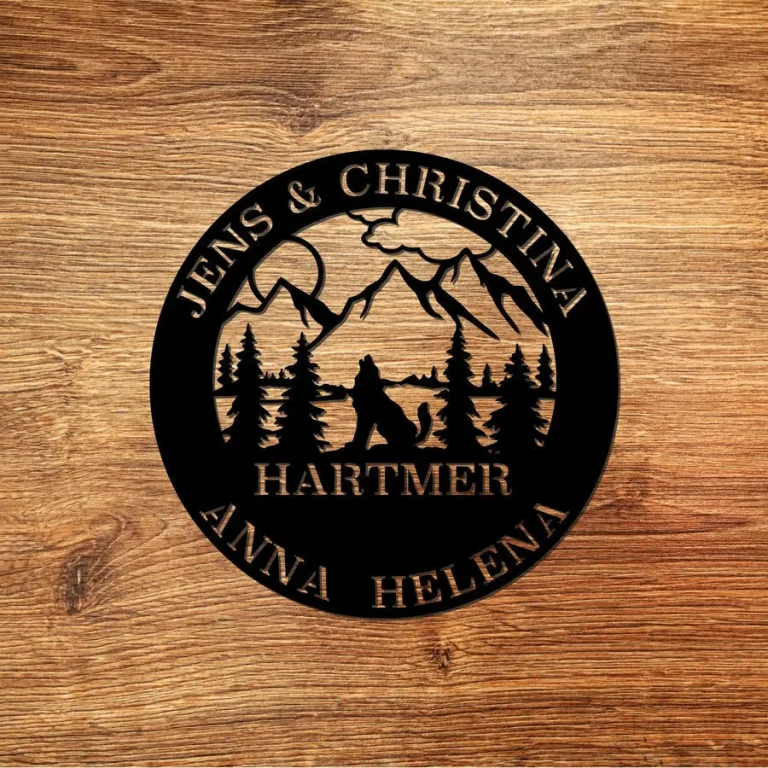 Mountains Family Shield | Nalaprint
